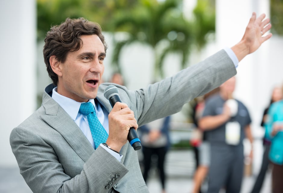 Cooley Grad Helping Surgeons Treat Patients Better